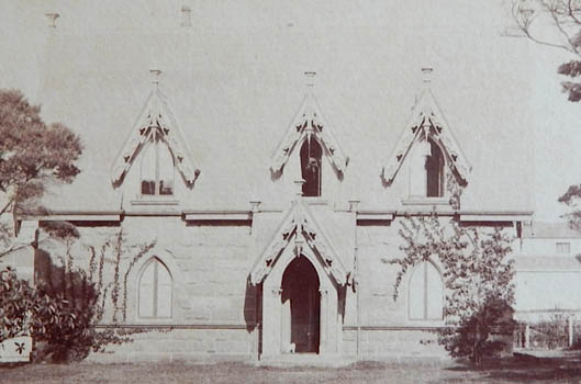 Richard Neylon Rare Books - May 2017